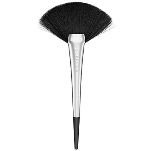 Sephora | Makeup | New Sephora Pro Visionary Highlighting Fan Brush 22 ...